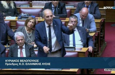 Βουλή-Ελληνική Λύση: Πρόταση νόμου για μη υποχρεωτική προσθήκη του τσιπ ...
